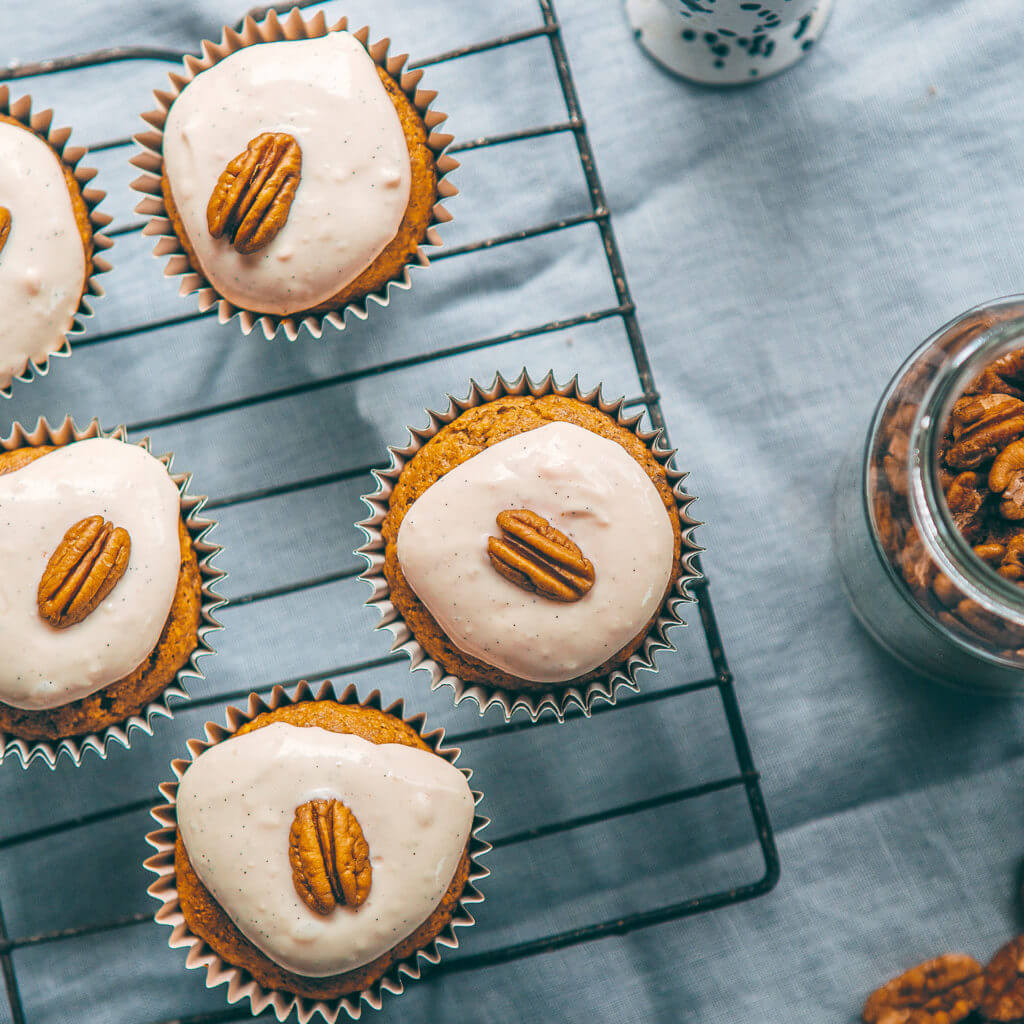 Mini Hummingbird Cakes - Mindful Parenting
